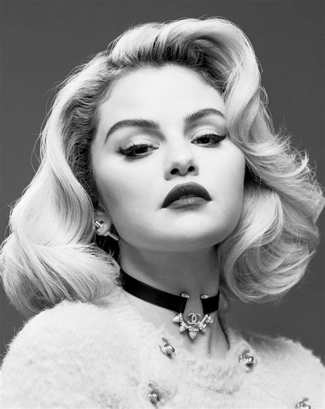 Selena Gomez Covers Elle Us September By Inez And Vinoodh Fashionotography