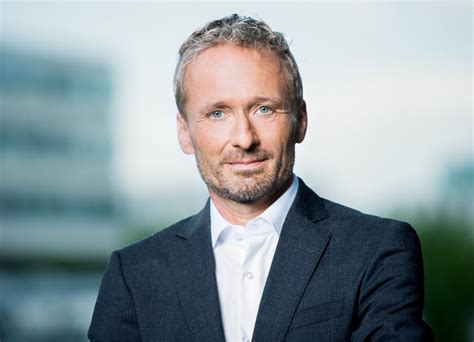 Livia Baettig Und Urs Schnellmann Teilen Sich Tv Korrespondentenstelle