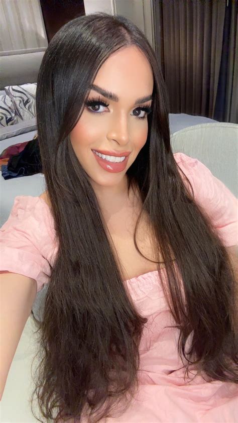 Annette Uribe Mata