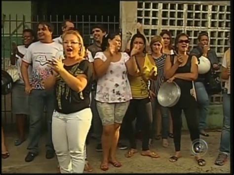 Funcionários Da Saúde Protestam Por Melhoria Salarial Em Paraguaçu