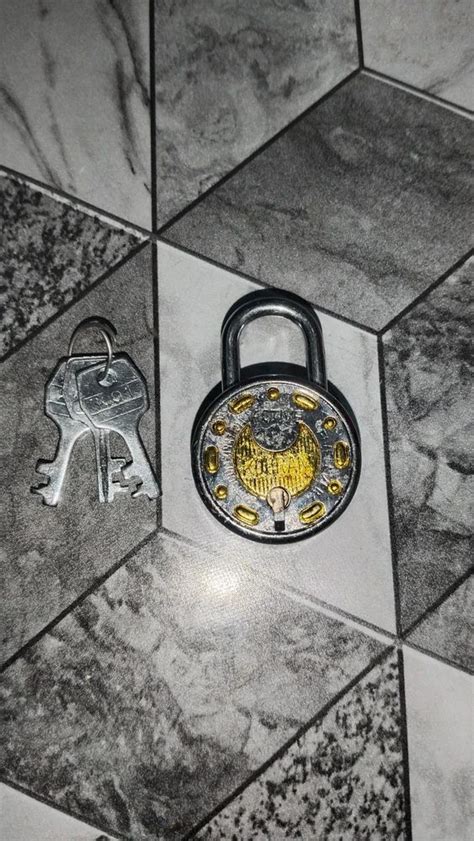 Active Padlock At Rs 17 Piece Round Padlock In Aligarh Id 2853517055048