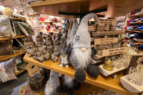 Souvenirs Sport And Mode Albrecht Seefeld In Tirol