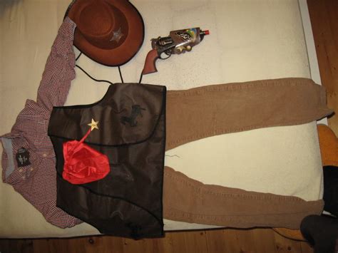 Pustni Kostum Kavboy Šerif št140 9 10let Z Dodatki