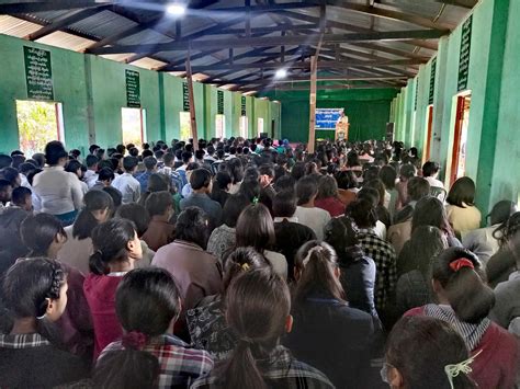 မကွေးတိုင်းဒေသကြီးဝန်ကြီးချုပ် ဦးတင့်လွင် အသံမစဲ ဥပ္ပါတသန္တိပါဠိတော် ရွတ်ဖတ်ပူဇော်ပွဲအခမ