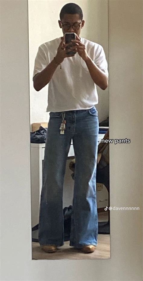 Pin By Pedro Teixeira On Salvamentos Rápidos Flair Jeans Outfit