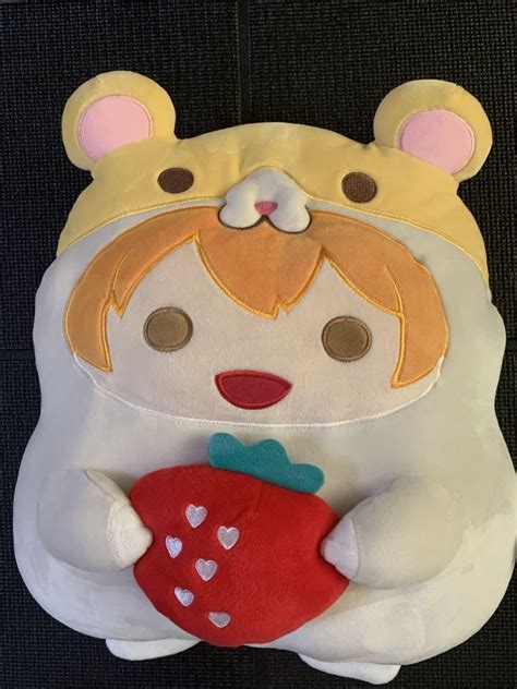 すとぷり るぅとくん クッション メルカリ