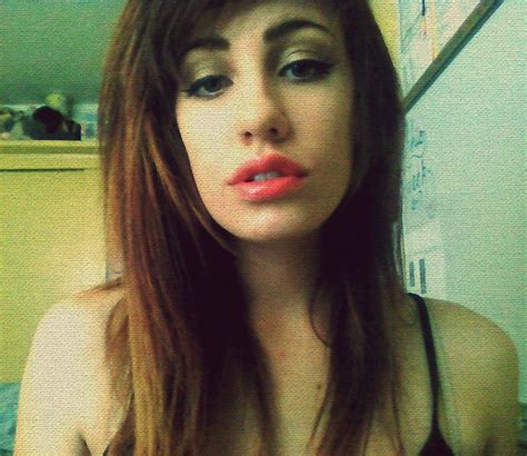 Sultry Look Dsls Scrolller