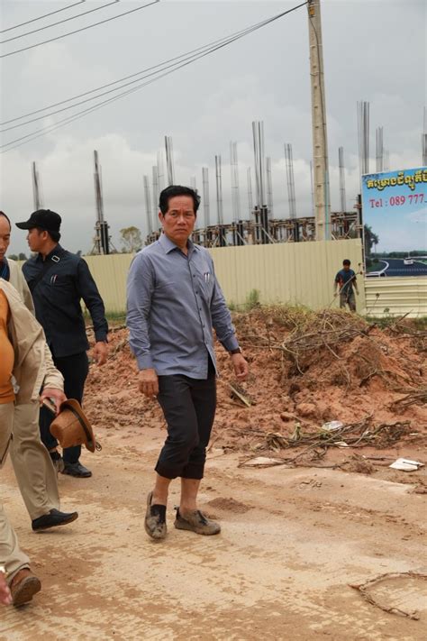 ព្រះមហាក្សត្រ ត្រាស់បង្គាប់តែងតាំង ឯកឧត្តម ឃួង ស្រេង បន្តកាន់តំណែងជាអភិបាលរាជធានីភ្នំពេញ