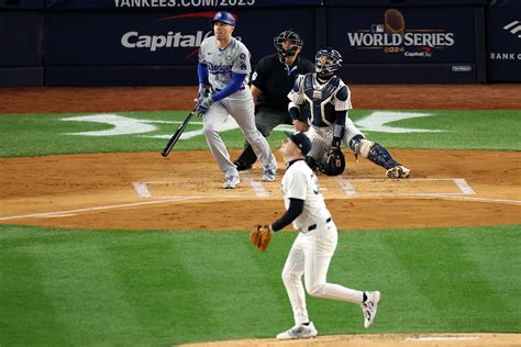 World Series Game 3 Final Score Results Freddie Freeman Homers Again