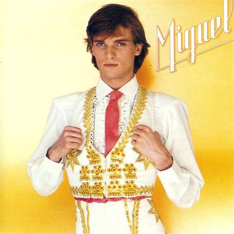 Flashback El Joven Miguel Bosé Vistelacalle