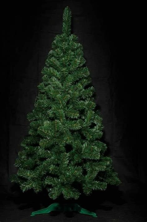 Штучні ялинки без напилення Карпатські купити за найкращою ціною Магазин штучних ялинок Хвоїнка