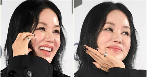 ‘강렬한 블랙 카리스마 엄정화 여전히 아름다운 꽃미모 자랑