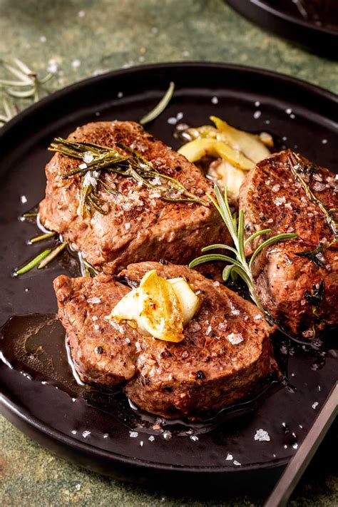 Filet Mignon Go Maith 6 Oz Filet Mignon Harter House Meats