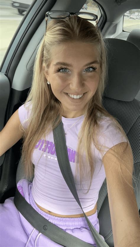 Aniela Leon Sc Selfies R Aniela Leon