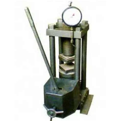 Cube Compression Testing Machine At Best Price In Howrah By Insha Equipments Id 4154393933