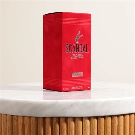 عطر سكاندال لي برفيوم من جان بول غوتييه للنساء 80 مل فلاورد الدمام
