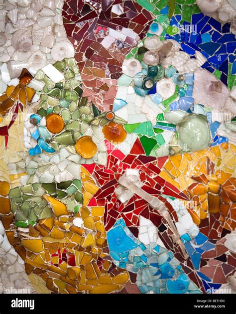 Gaudi Mosaic Banque De Photographies Et Dimages à Haute Résolution Alamy