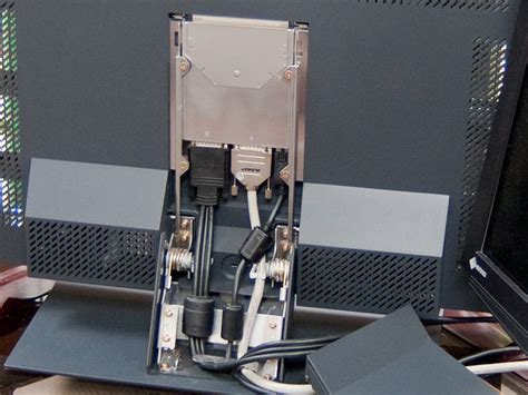 Ibm 22 Monitor With Greater Than 4k Resolution Tech News Linus Tech Tips