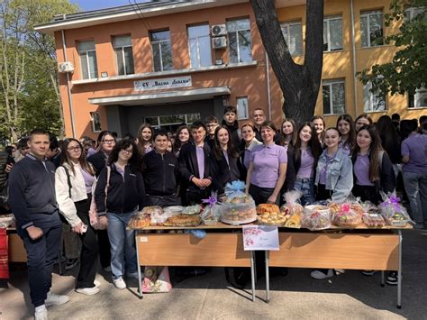 Пролетен празничен базар обедини ученици учители и родители в СУ Васил Левски Дулово