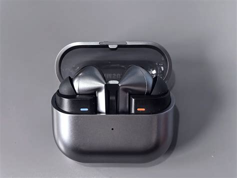 А что Samsung: обзор флагманских TWS-наушников Galaxy Buds 3 Pro ...