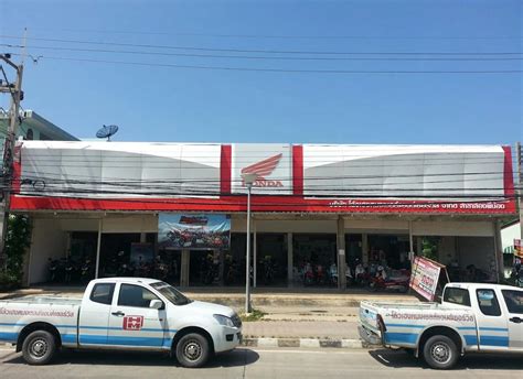 ရွှေသစ္စာ ကချင်လုံချည် ရောင်းဝယ်ရေး ချစ်စရာကောင်းတဲ့ ၂ ၁၀၀ အတိုင်အဖောက် နှစ်မြွှာအသည်း အဆင်သစ