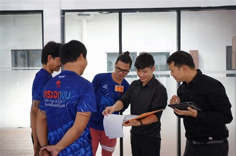 กระจกบูม รับผลิตและติดตั้ง ประตูหน้าต่าง กระจก อลูมิเนียม บ้าน อาคาร