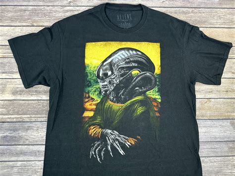 Aliens Rare 00s Vintage Alien Mona Lisa Parody Large Gem