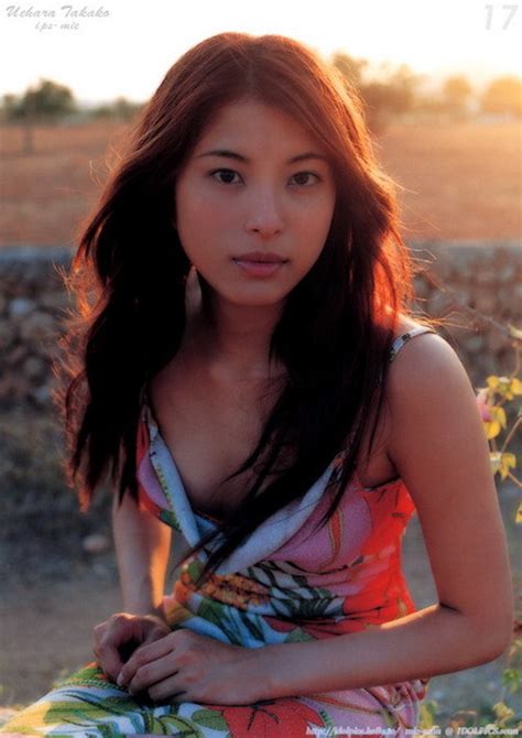 上原多香子性感比基尼照 半裸秀玉臀曲线 新浪图片