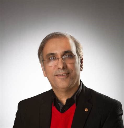 مهندس مرتضی کبیریان مدیریت هلدینگ آبادگران