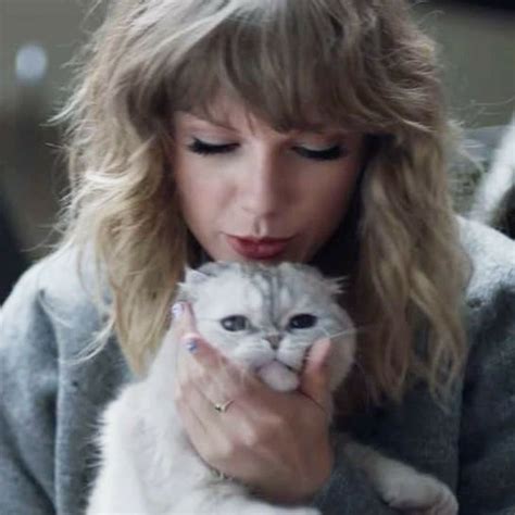 Pin De Nataliemayaa En Still Swift Af Boi Estilo Taylor Swift Rubia Taylor Swift