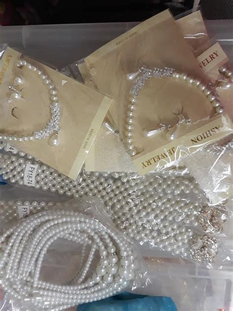 พร้อมส่ง เครื่องประดับ ชุดสร้อยคอไข่มุก เครื่องประดับไข่มุก ต่างหูหนีบมุก เข็มขัดมุก