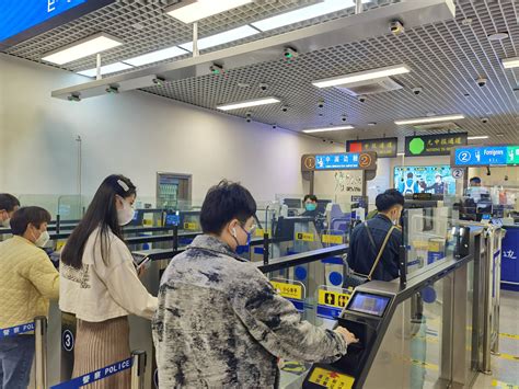增长180！珠海湾仔口岸春运期间验放旅客115万余人次出入境通关客流