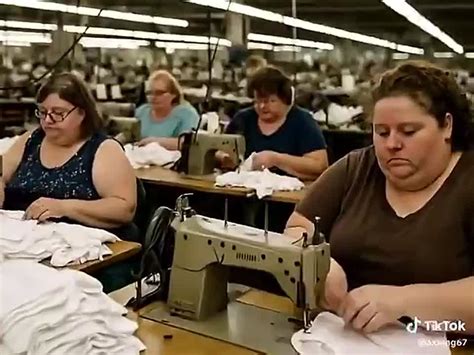 Китайцы с помощью нейросети показали как будет выглядеть труд в США после переноса туда