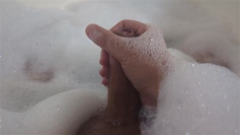 I Masturbate Myself While Taking A Bubble Bath Free Sex Video Redtube