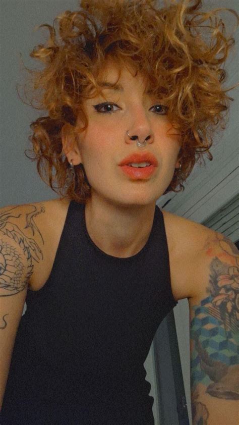 Humidity And My Hair Dont Get Along Lol Rsfwredheads