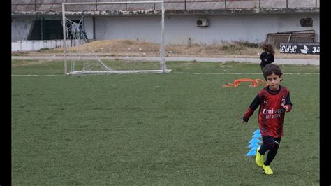 გაბრიელ ჭუმბურიძე პატარებმა დიდებს ეთამაშენ Youtube