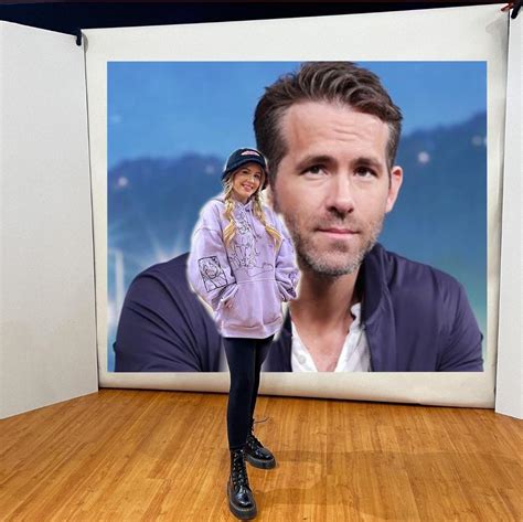 Nal Showing Off Her Newest Piece In Her Art Collection Rnalopiaofficial