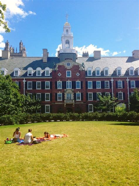 Davenport College Yale