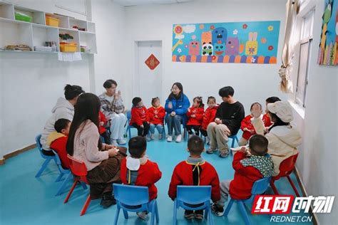 心手相连，温暖“童”行——湖南理工学院开展公益阅读活动 湖南理工学院新闻网