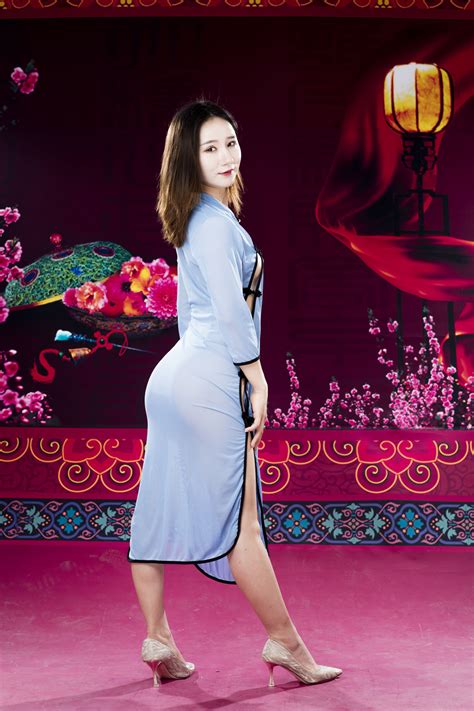 Nude Photo Set Of Chinese Model Huang Fujieer