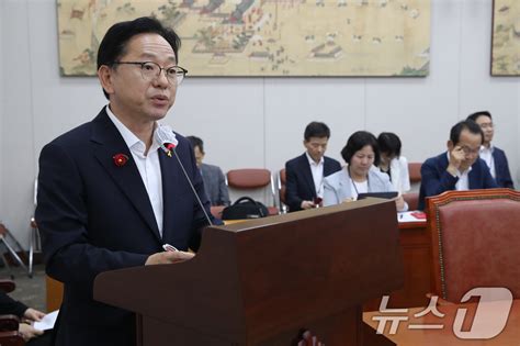 김문수 순천대 의대 설치 특별법 제안설명 뉴스1
