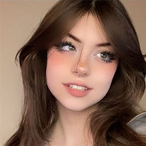 Тут красивые фото девушек Edgy Makeup Cute Makeup Looks Aesthetic