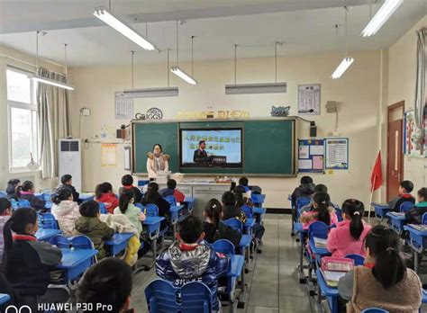 12月4日宪法晨读活动总结 昆山礼仁外国语学校