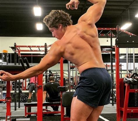 Joseph Baena Wiki Arnold Son Age Height Girlfriend Net Worth Mom