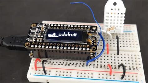 connect an adafruit feather m0 lora to the things network a distributed lorawan network