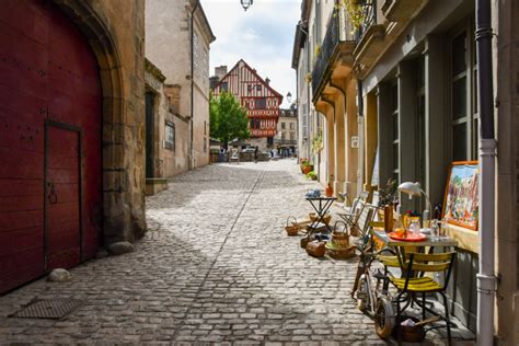Autun Een Van De Mooiste Dorpen In De Bourgogne
