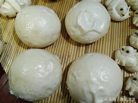 河南農村正月十五蒸花饃擺供，為何要蒸14個小燕子？代表著什麼？ 每日頭條