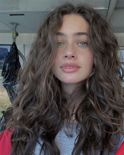 Ruby Pedersen Sur Instagram Quick Trip Down South 💙 Dark Skin Light Hair Light Hair Dark Hair