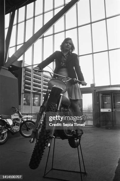 Motorcycle Biker 1970s Photos And Premium High Res Pictures Getty Images