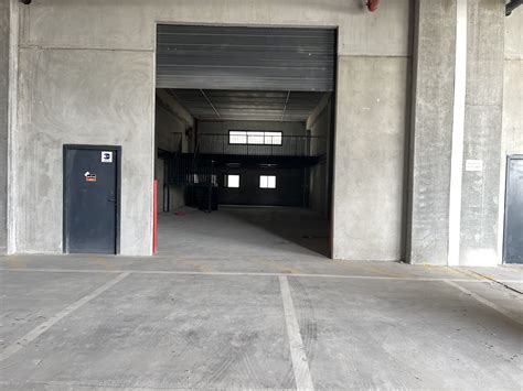 מבנה תעשיה באת חולון לוח דירות להשכרה אנגלו סכסון